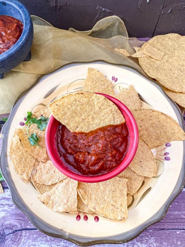 Super Simple Chipotle Salsa - Razzle Dazzle Life