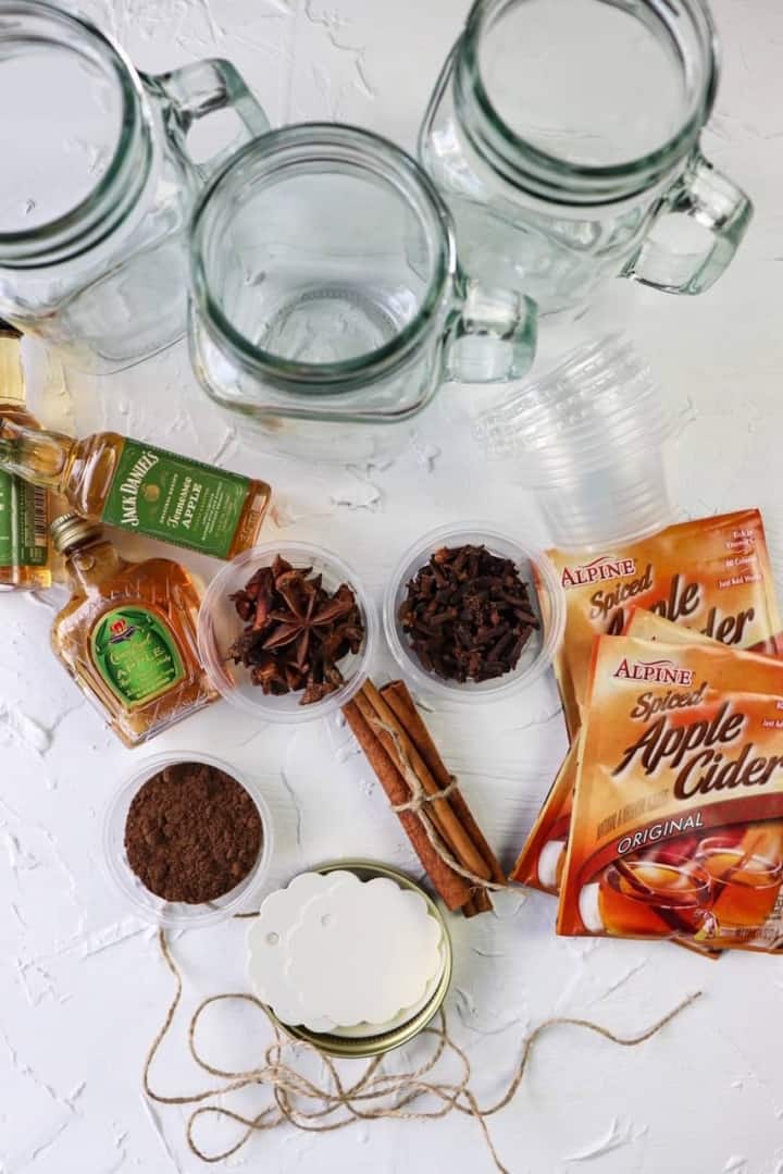 Spiked Apple Cider Cocktail - Razzle Dazzle Life