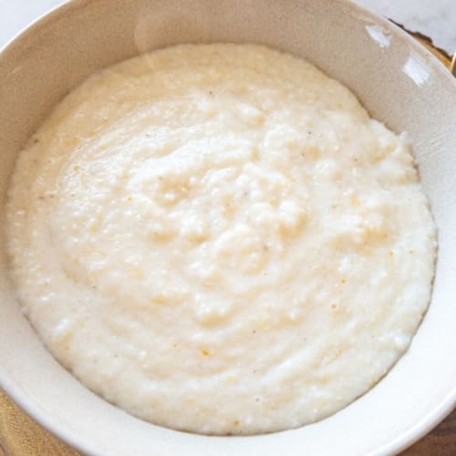 Buttery and Creamy Grits Recipe - Razzle Dazzle Life