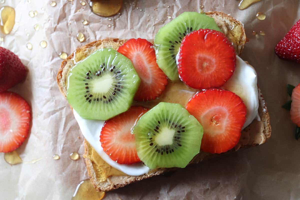 Peanut Butter Fruit Toast - Razzle Dazzle Life