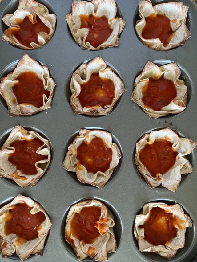 Mini Pizza Cups Recipe (Easy, Delicious, Kid Friendly) - Razzle Dazzle Life