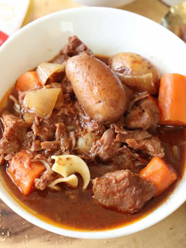 Easy Slow Cooker Beef Stew - Razzle Dazzle Life