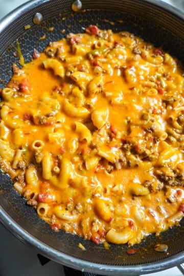 Delicious Homemade Beefaroni: A Quick and Easy Recipe - Razzle Dazzle Life