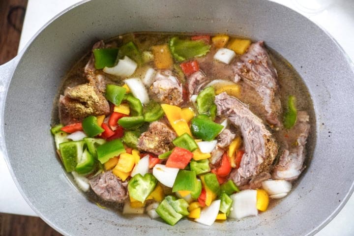 Fall off the Bone Tender Southern Neck Bones with Gravy - Razzle Dazzle ...